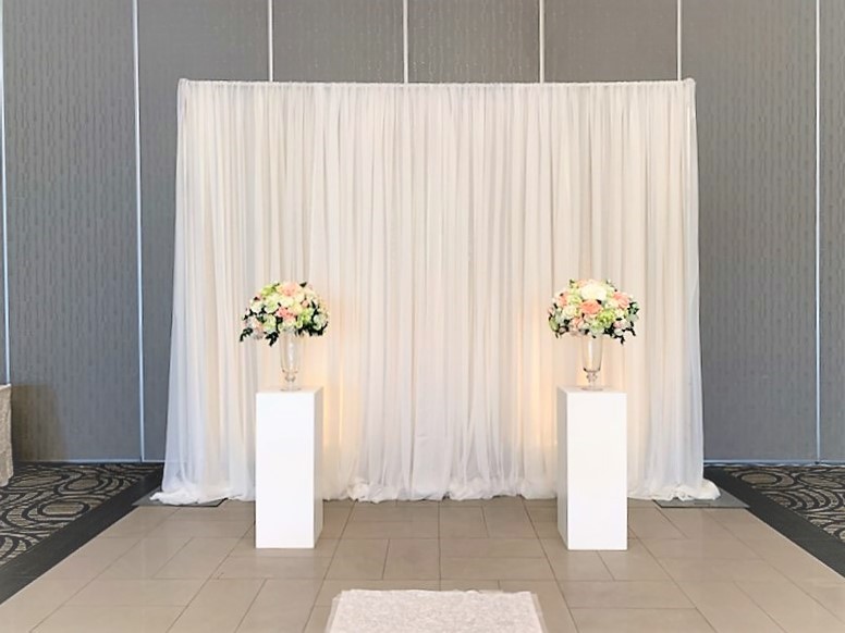 Ceremony Décor – Annie Lane Events & Decor
