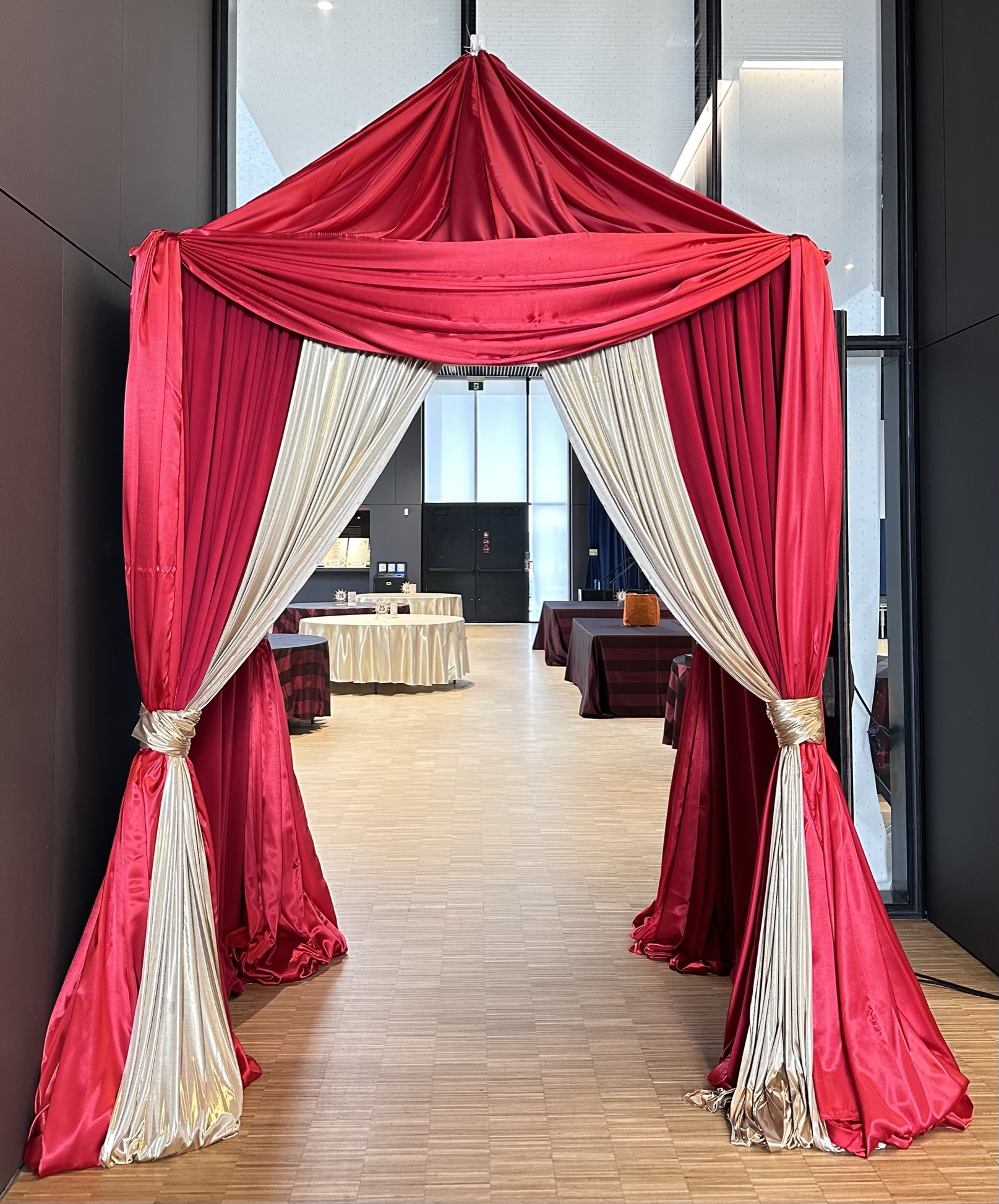 Corporate & Prom Entranceways – Annie Lane Events & Decor